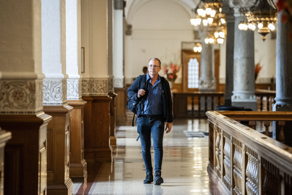 EL-profil vender retur efter knap et års orlov med sin kræftsyge hustru